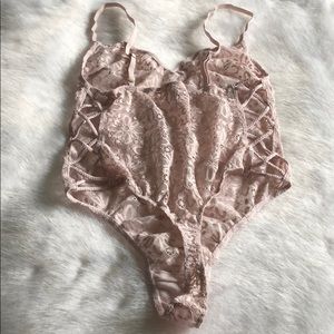 Victoria's Secret | Intimates & Sleepwear | New Victorias Secret Light ...